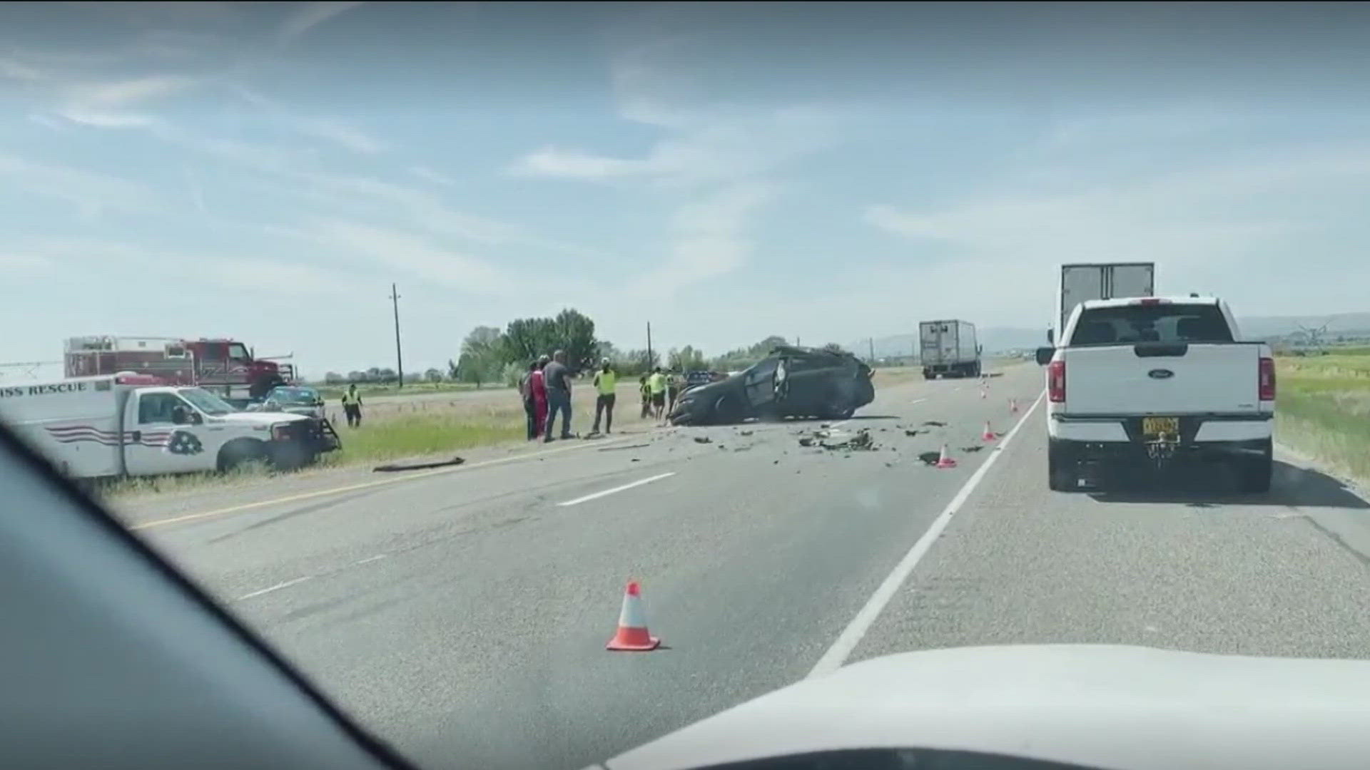 One dead and one critically injured after vehicle crash on I-84 south of Bliss | ktvb.com