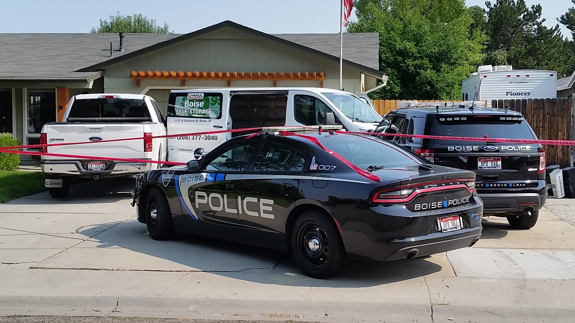 Boise man faces multiple felony charges after allegedly ramming police ...