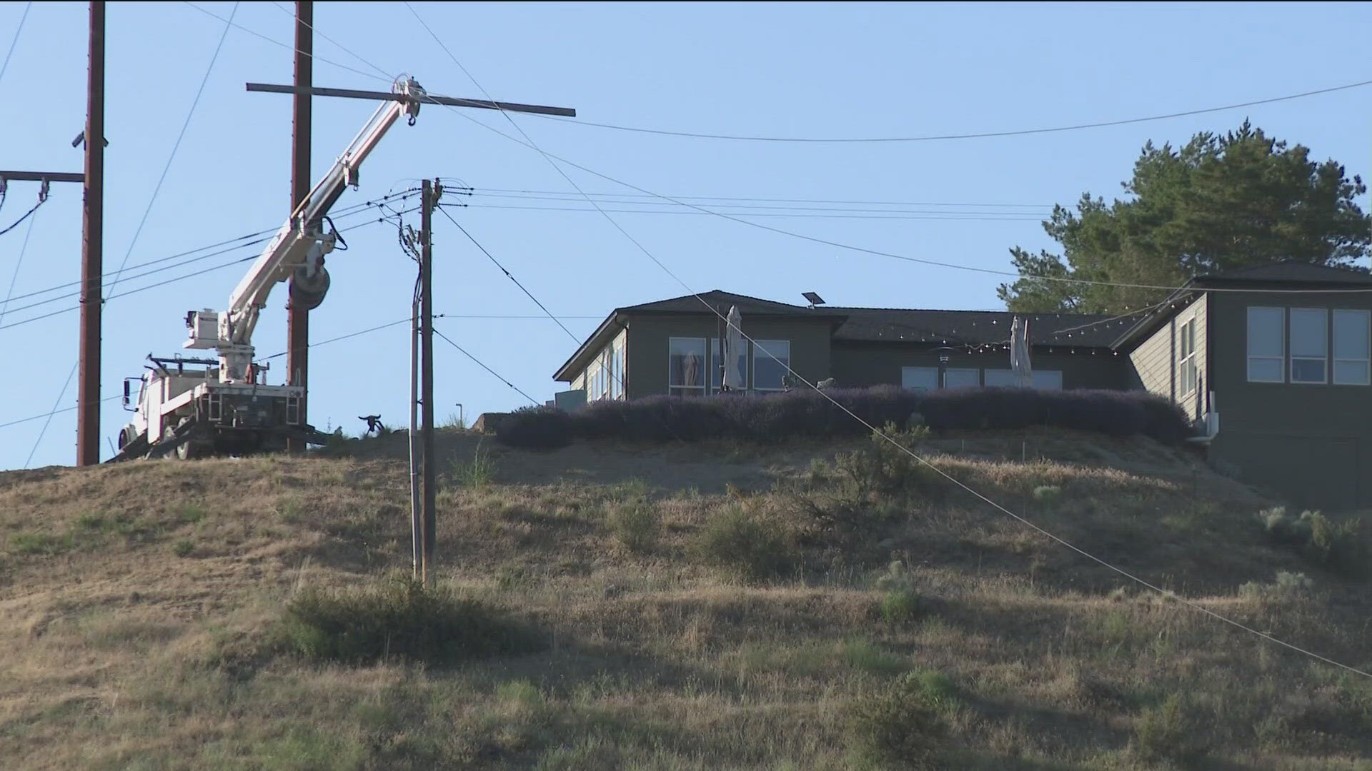 Downed power lines spark grass fire in foothills | ktvb.com