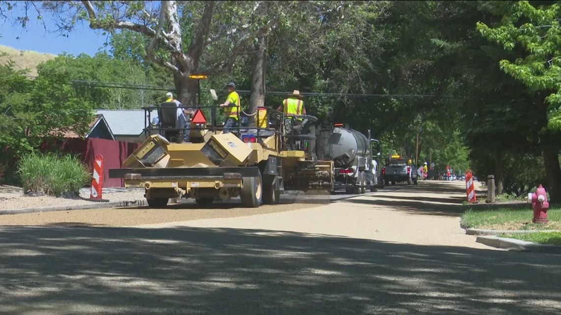 ACHD chip seal season now in full swing | ktvb.com