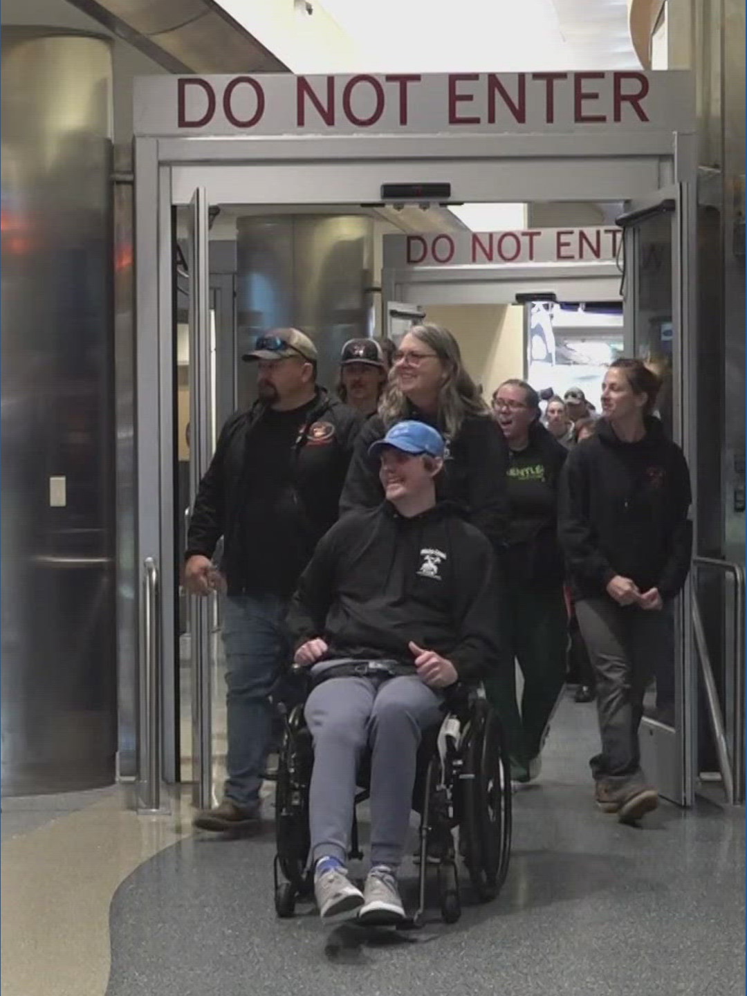 Wildland firefighter Justin Shaw returns home after 16 months of out-of ...