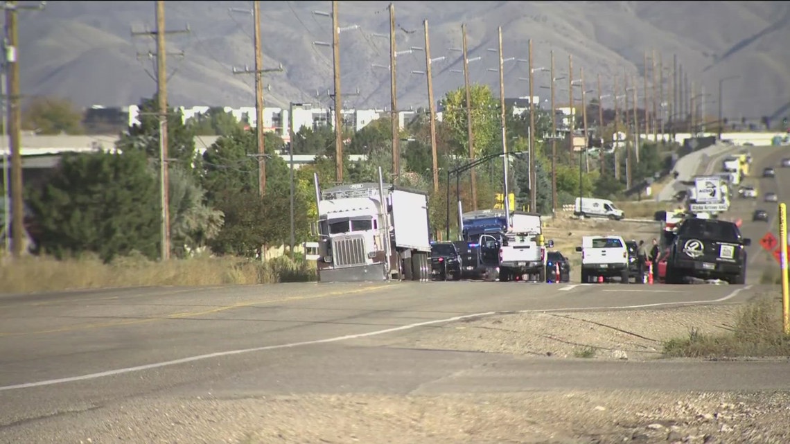 Gowen Road reopens after crash involving semi-truck | ktvb.com