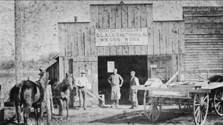 Plane crash survivors recall Continental Flight 1713 decades later ...