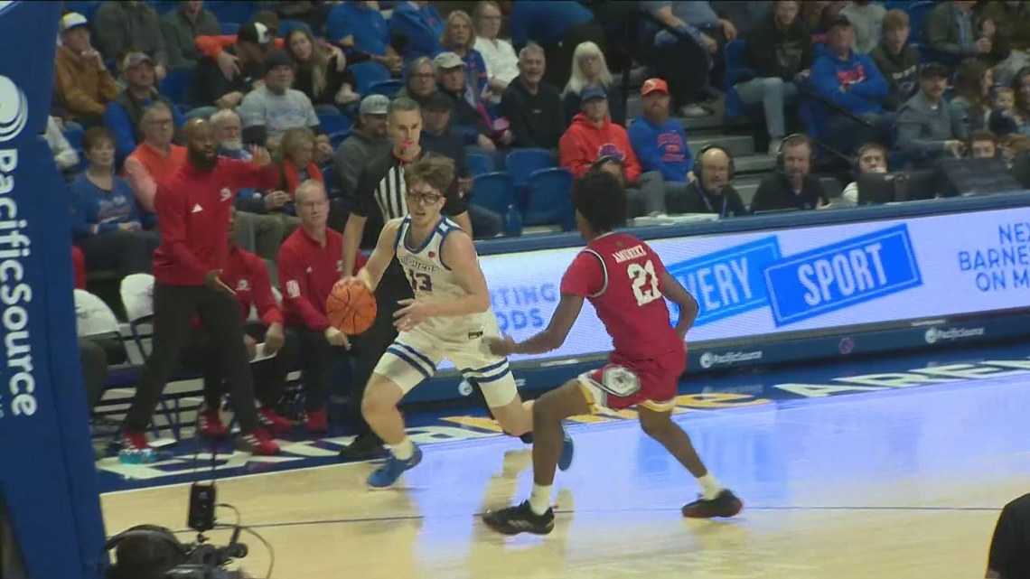 Boise State's Andrew Meadow continues stellar sophomore campaign | ktvb.com