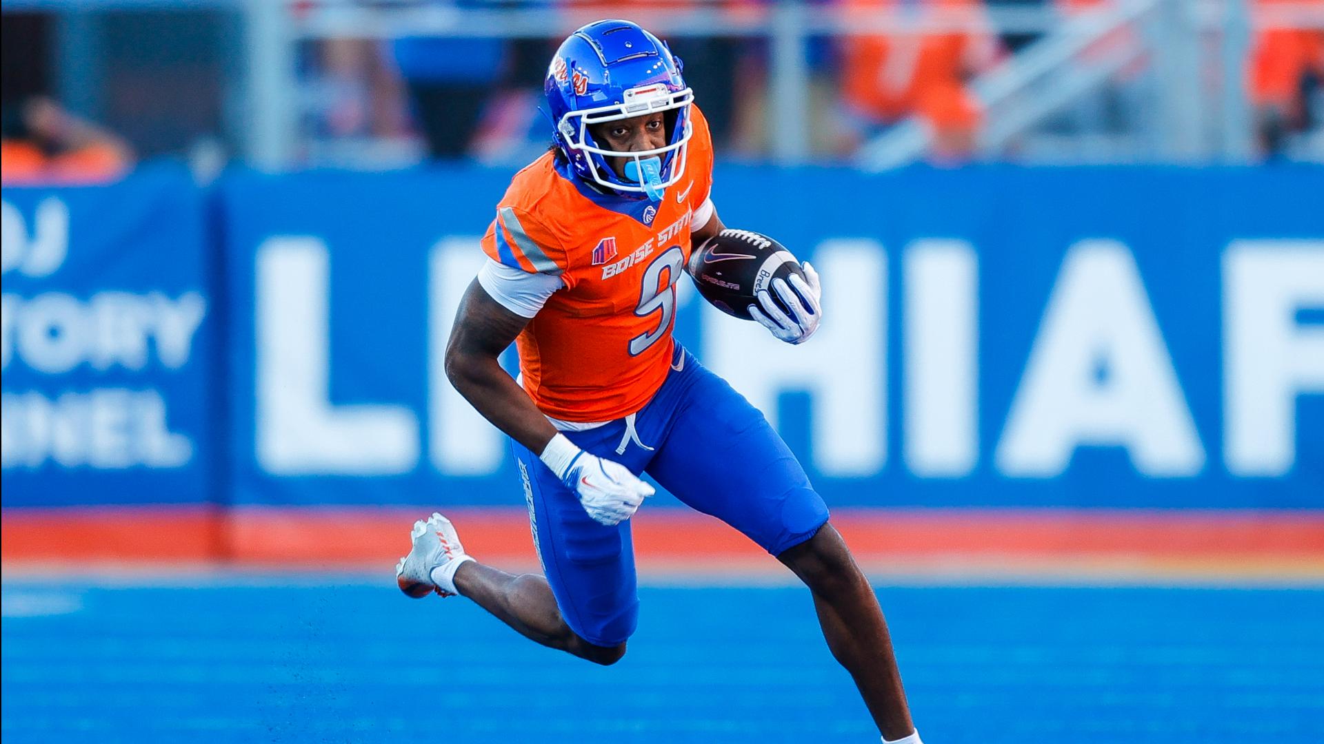 Ashton Jeanty powers No. 21 Boise State past Utah State 62-30 | ktvb.com