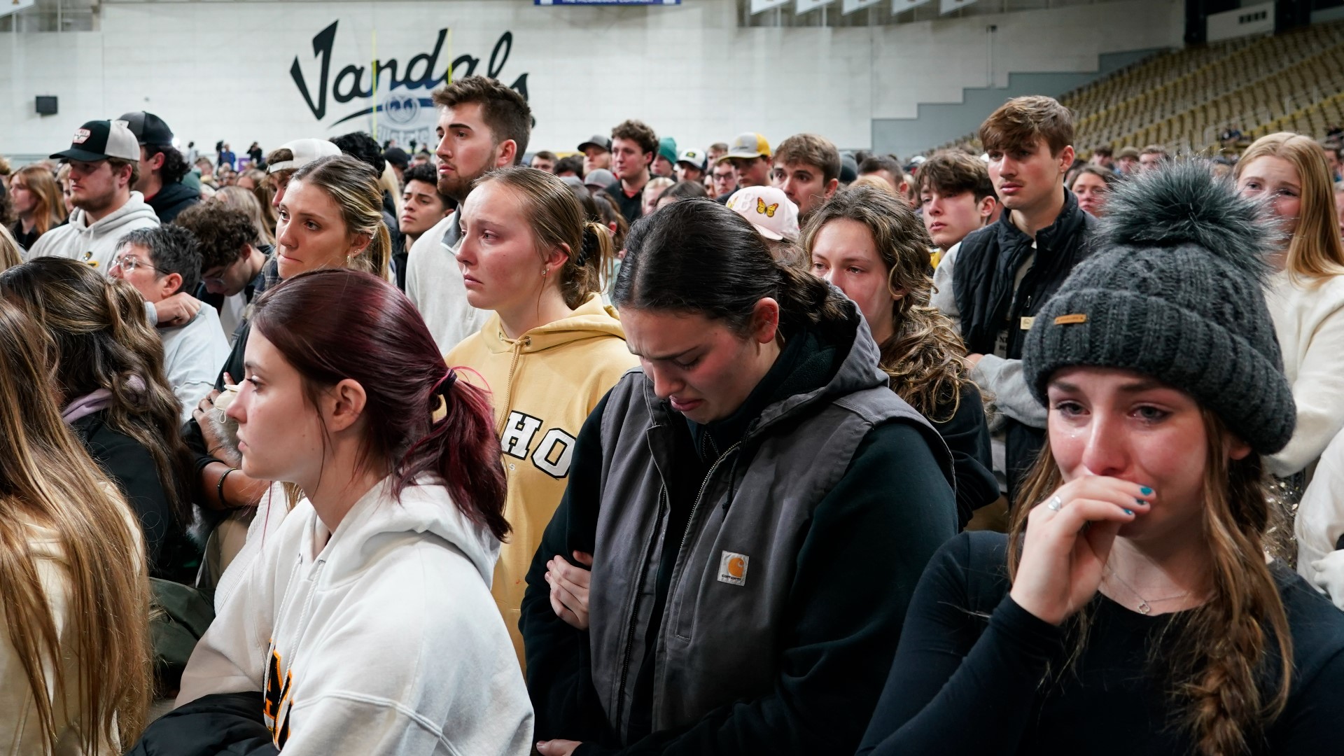 Photos: University of Idaho vigil honors 4 students killed | ktvb.com