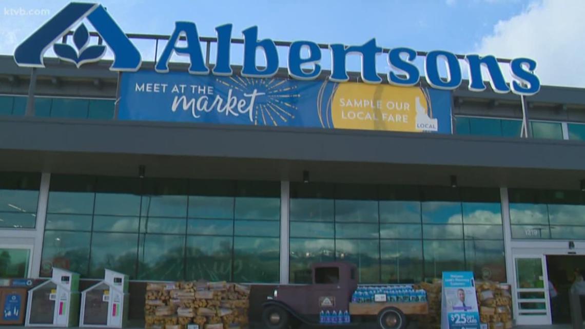 Albertsons sticking with plans to put its stock back on the market ...