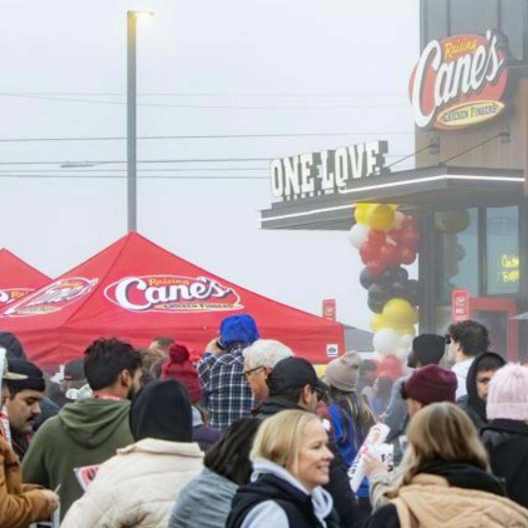 Hundreds line up for Idaho’s first Raising Cane’s in Meridian | ktvb.com