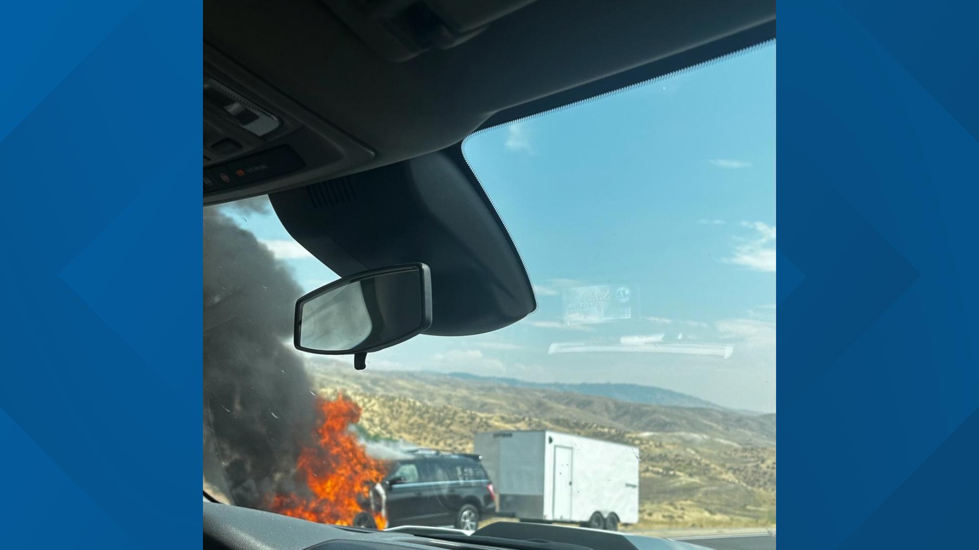 Grass fire prompts closure of Highway 55 north of Avimor | ktvb.com