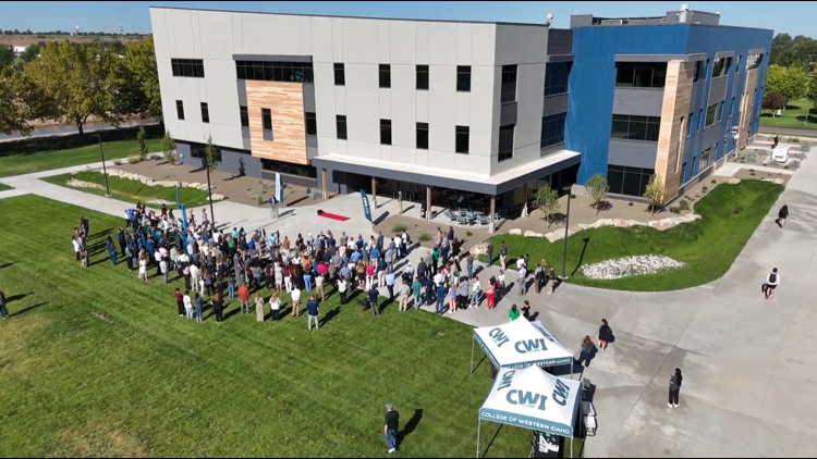 CWI opens new health & science building | ktvb.com