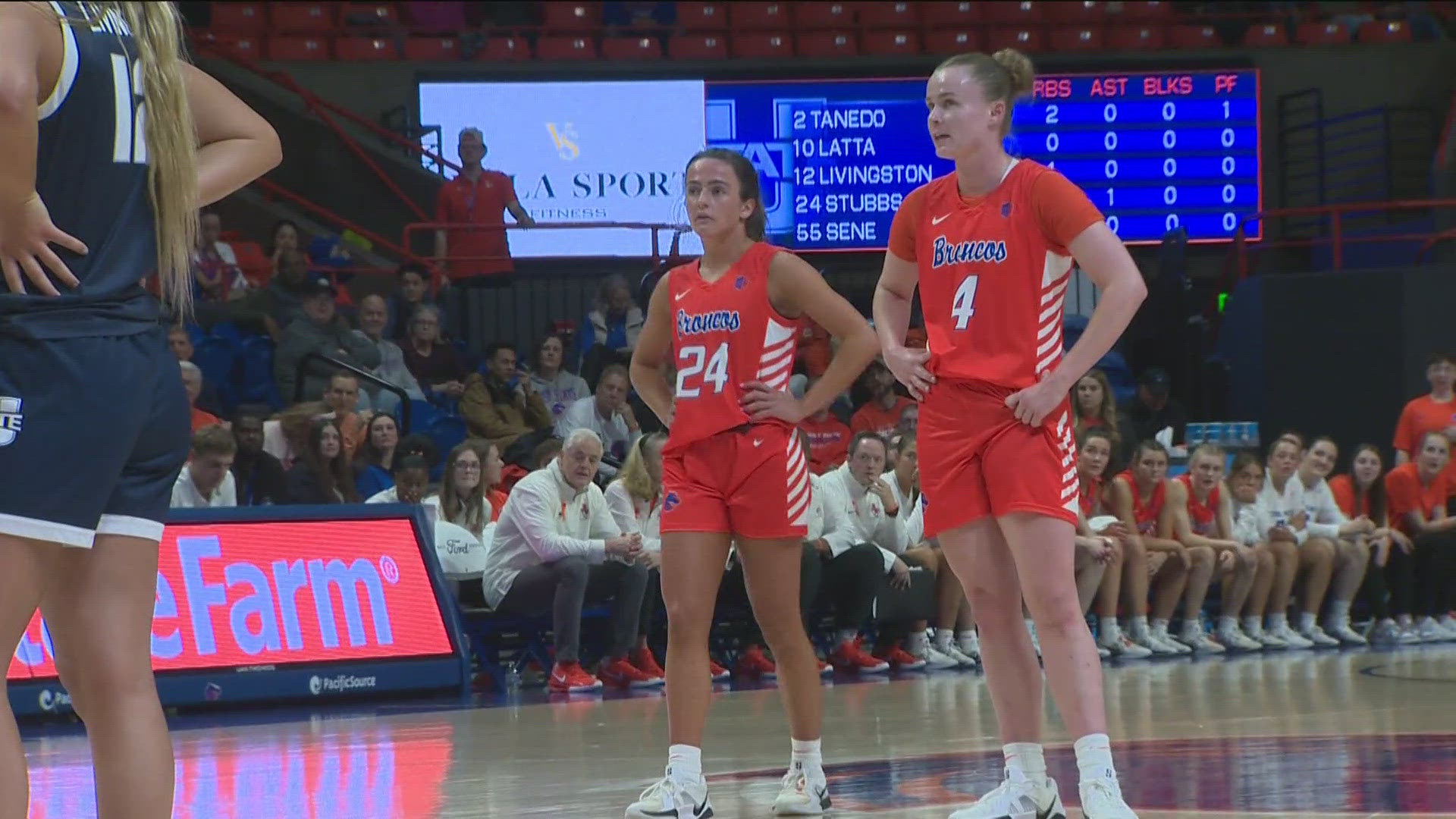 Boise State players unite in orange to honor fathers | ktvb.com