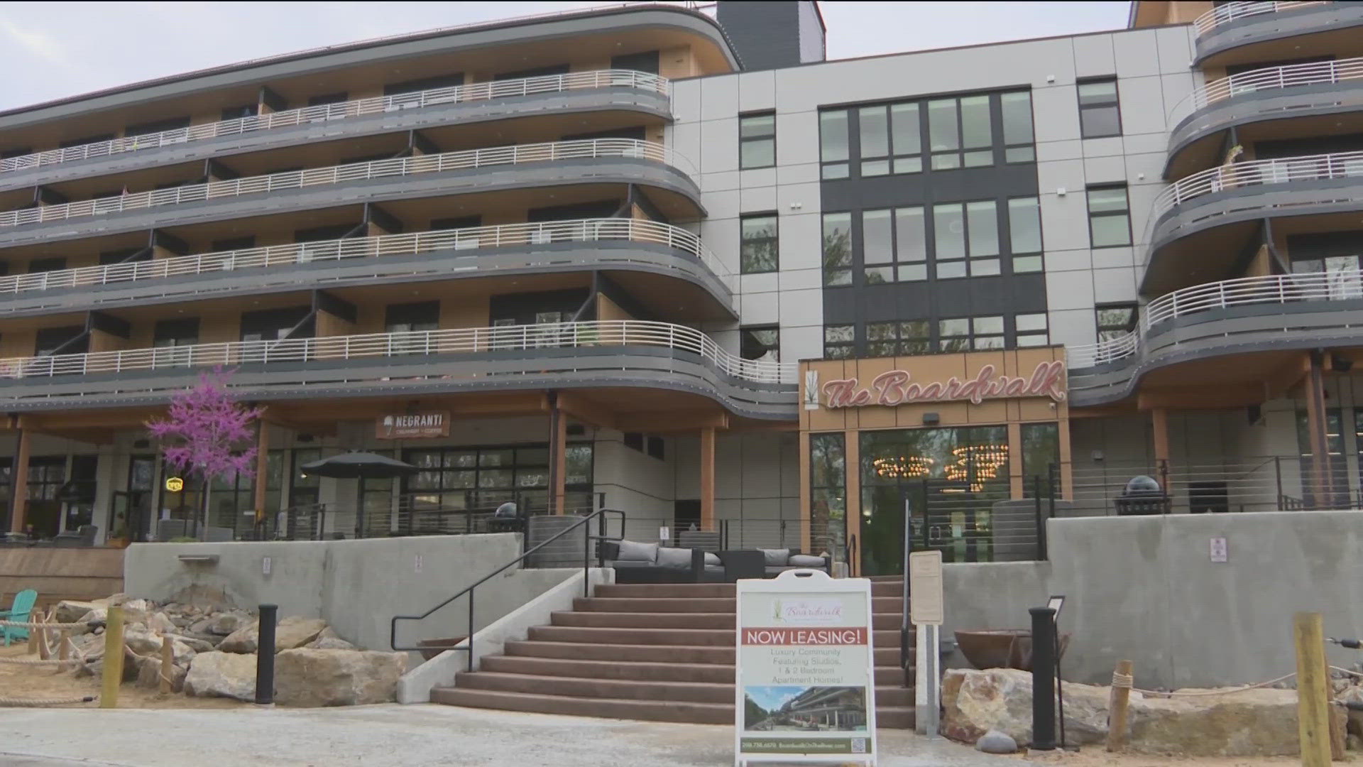 Boardwalk Apartments get approval to streamline commercial tenant ...
