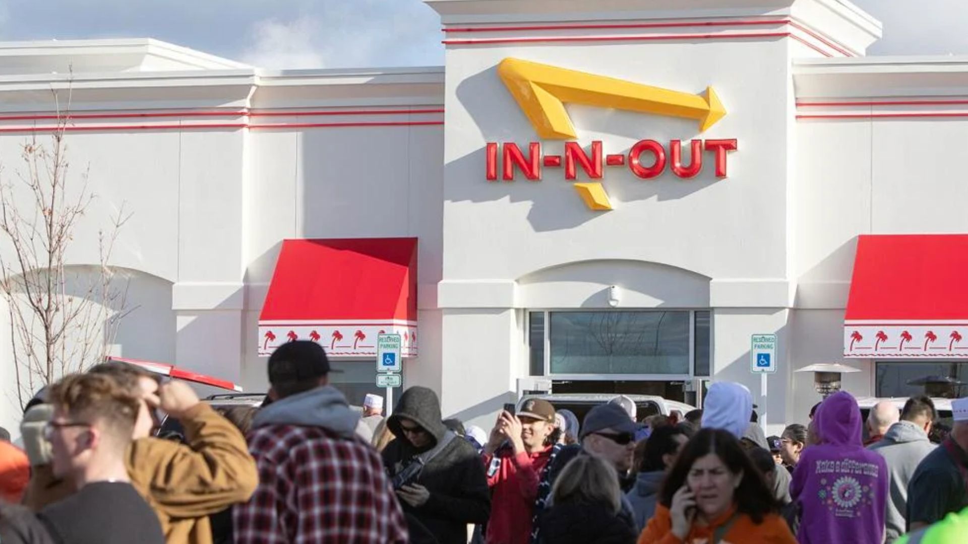 New In-N-Out proposal seeks to simplify drive-thru permitting process ...