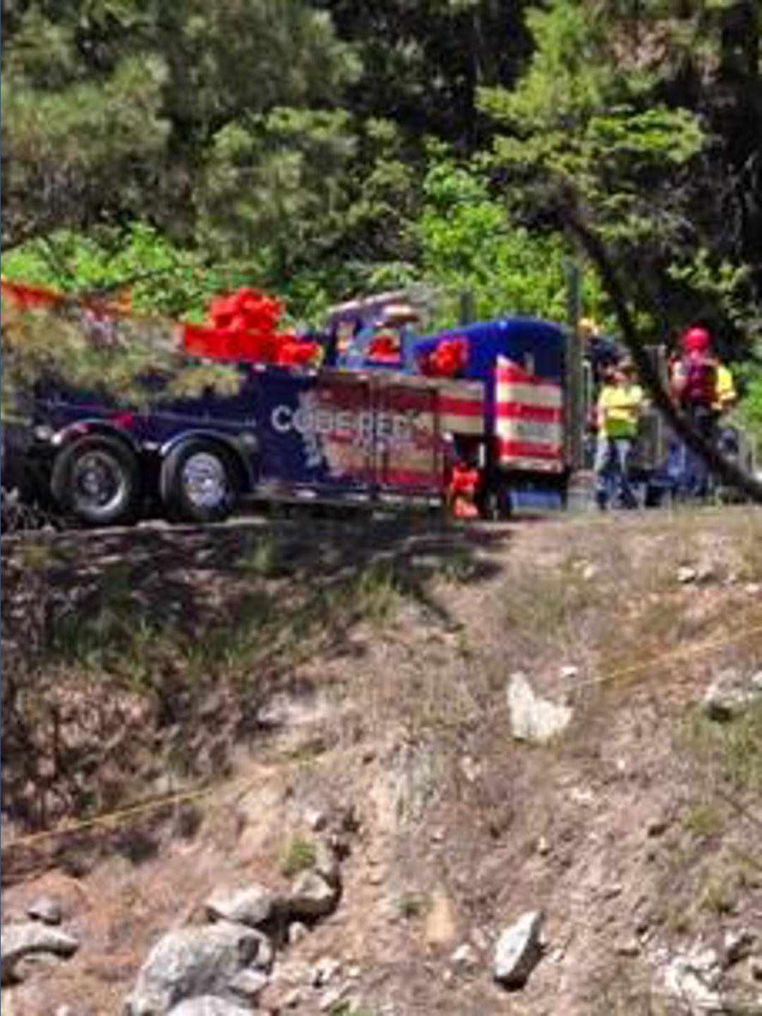 Crews recover pickup from Payette River on Highway 55, driver still ...