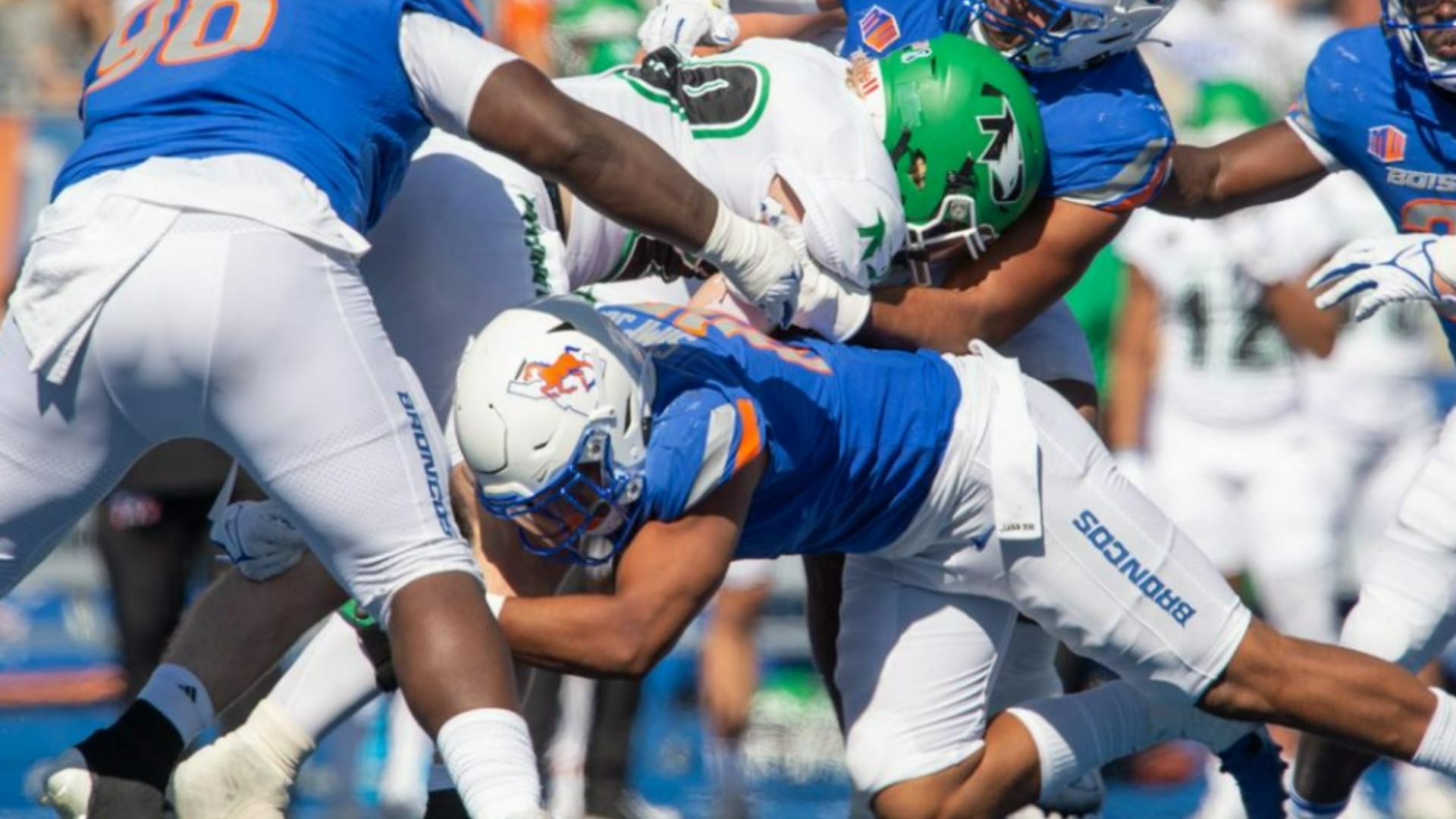 Boise State starts fast, defeats North Dakota 42-18 on The Blue | ktvb.com