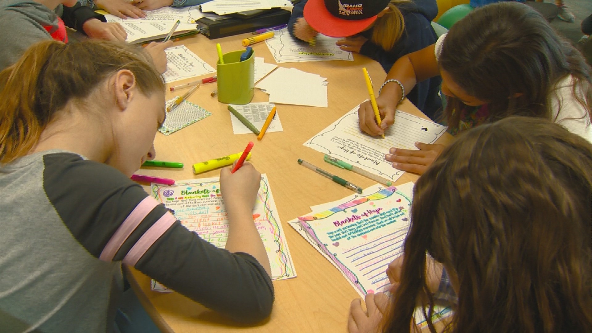 Hillsdale Elementary students giving Blankets of Hope to the homeless ...