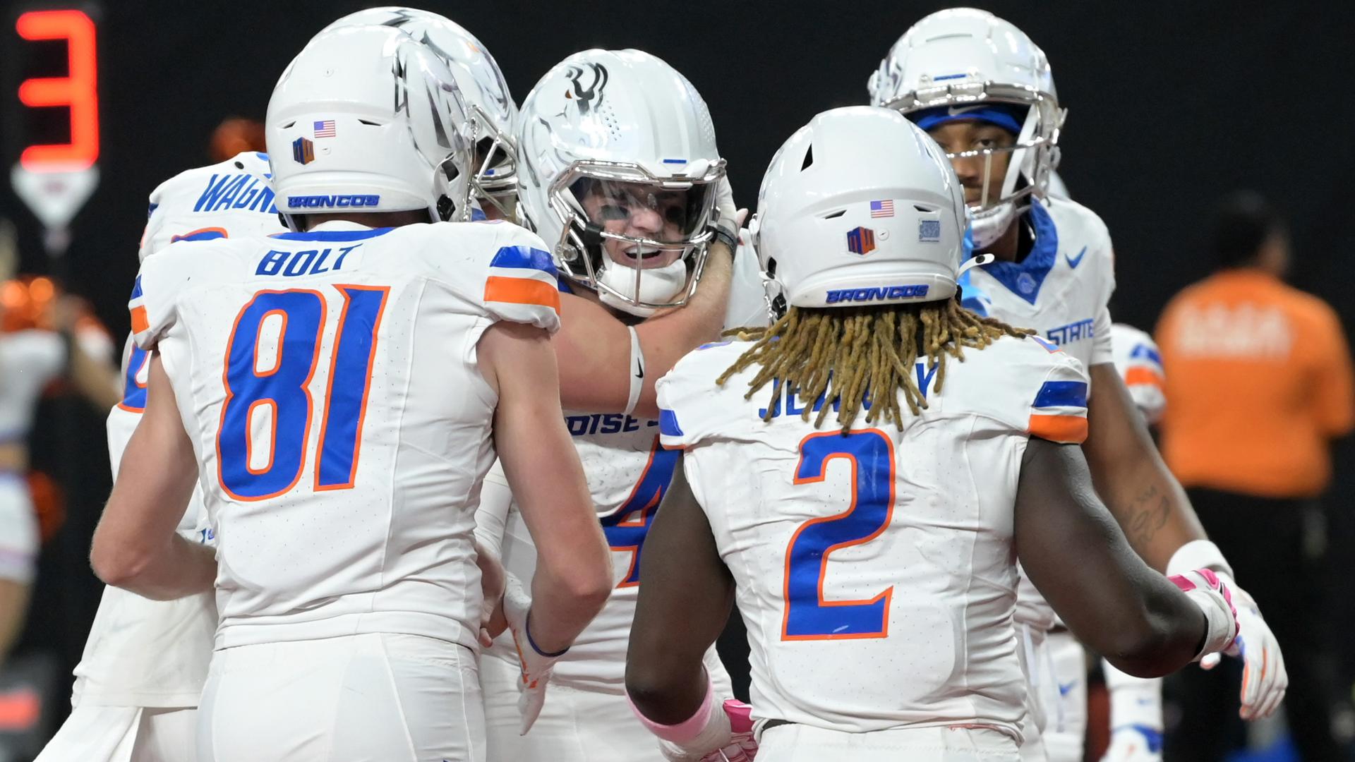 Ashton Jeanty powers No. 17 Boise State to 29-24 win over UNLV | ktvb.com
