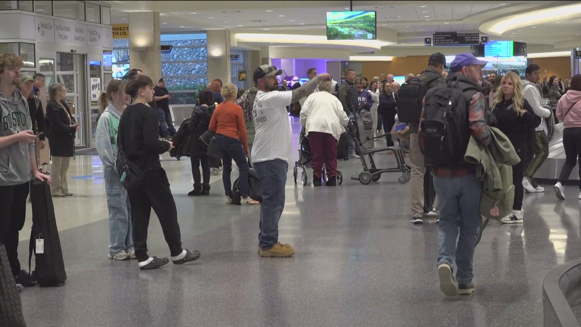 Boise Airport operations impacted by fog, outage amid Thanksgiving ...