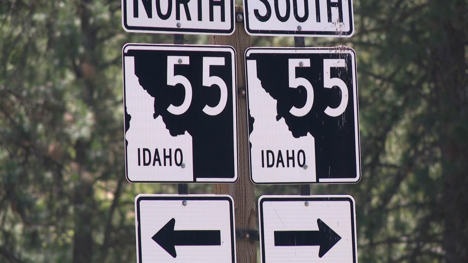 Highway 55 temporarily closes to recover pickup truck from Payette ...