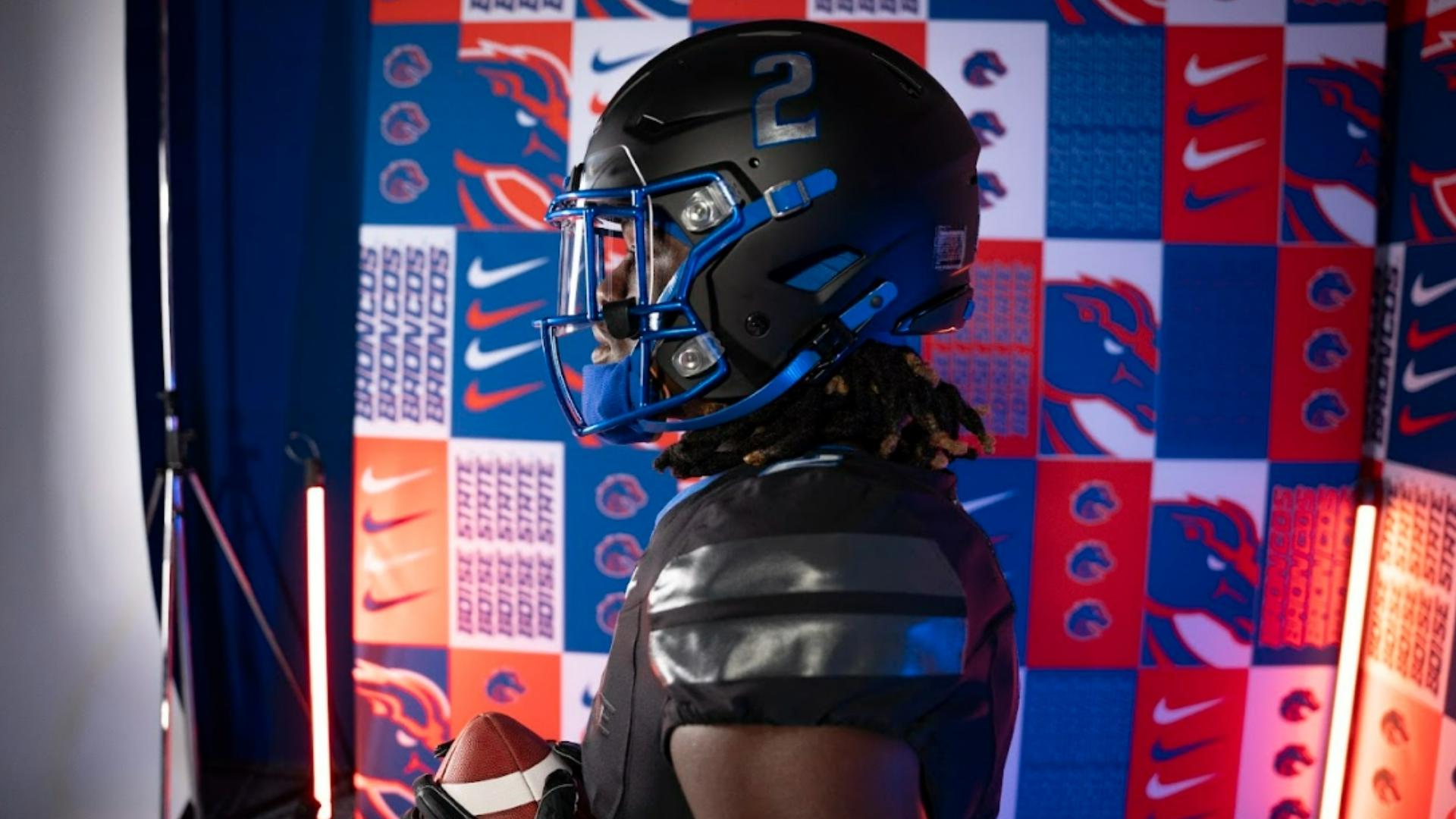 Boise State reveals new uniforms using EA Sports College Football ...