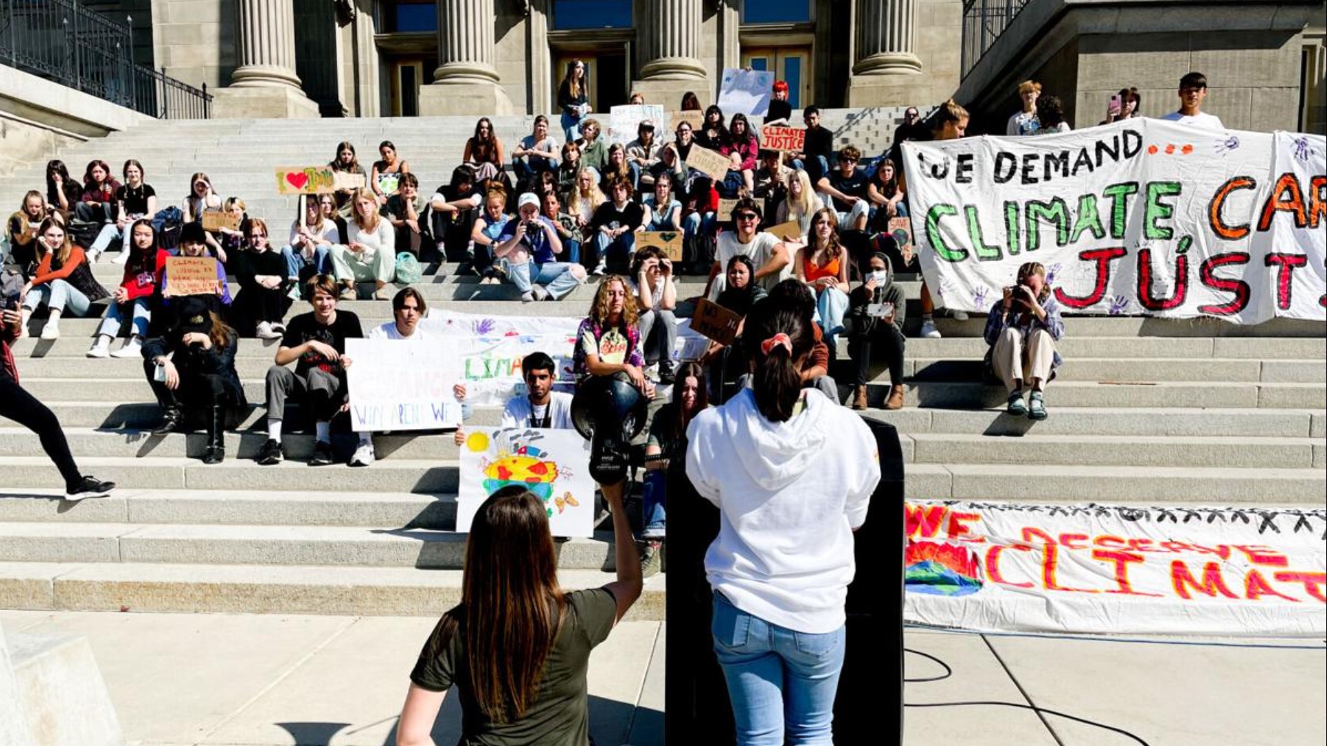 Idaho youth rally at Capitol advocating for climate change action ...