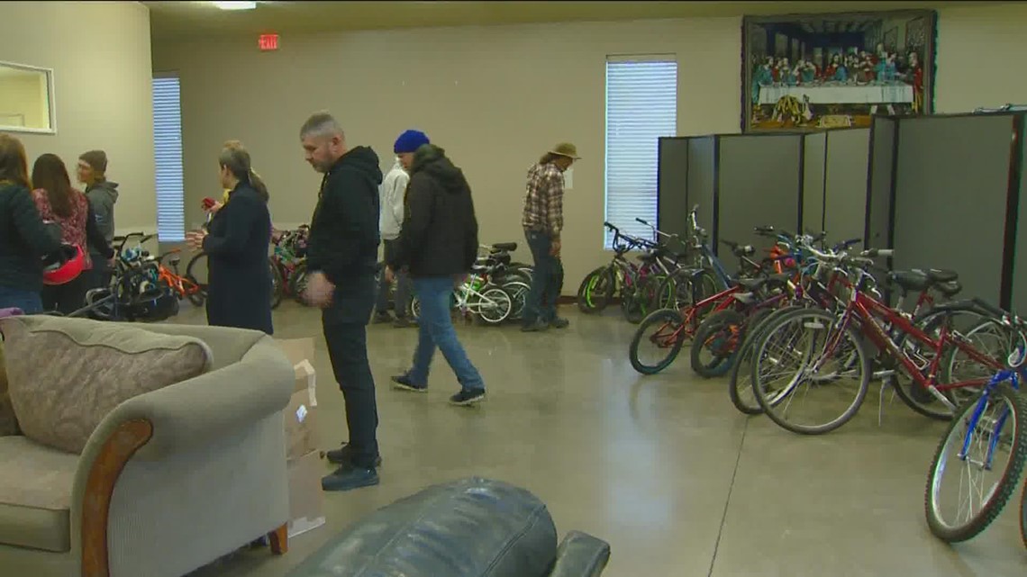 Boise Bicycle Project gives bikes to Ukrainian refugee children | ktvb.com