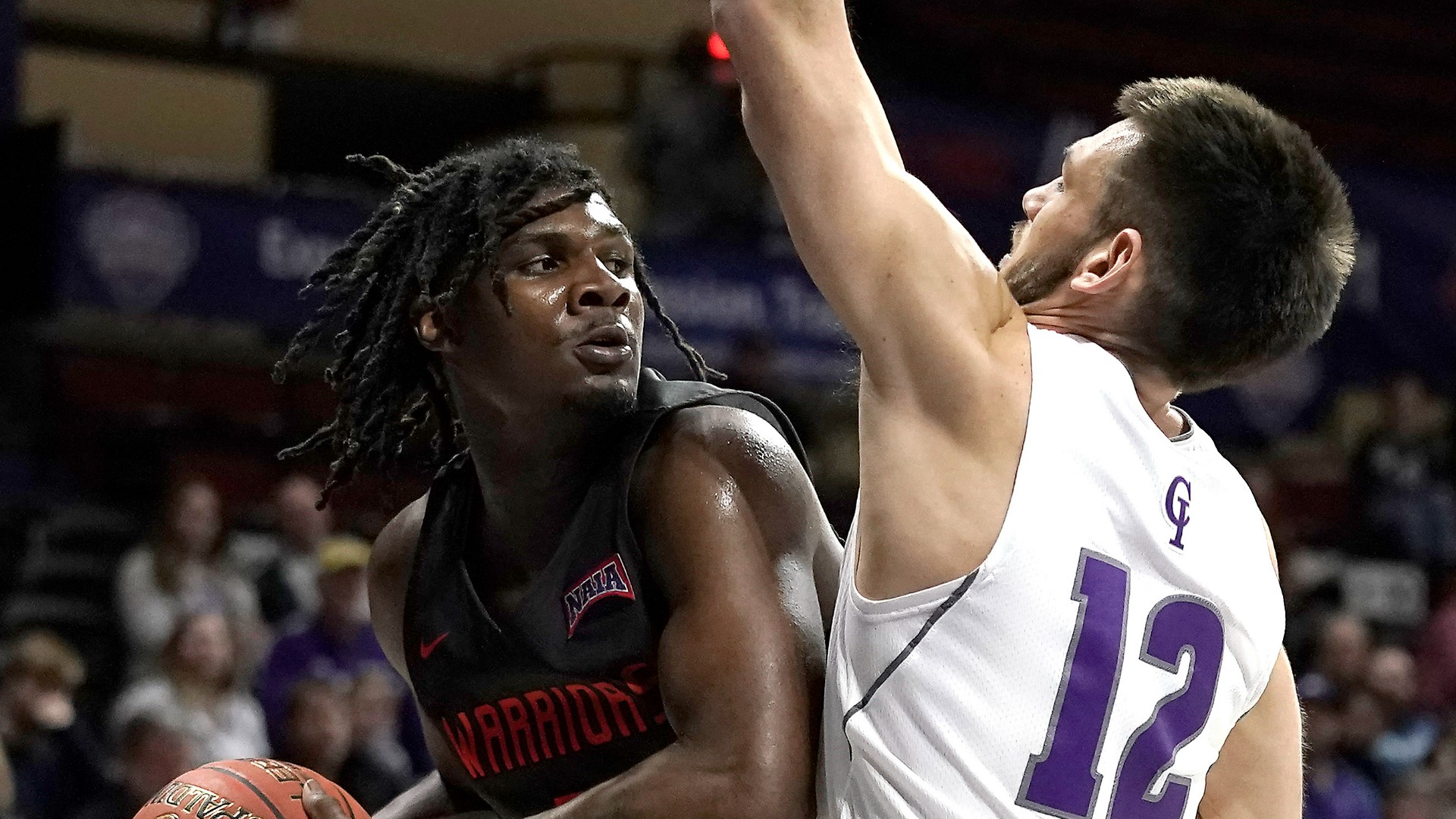 Yotes defeat Indiana Tech 73-71 to win NAIA Championship | ktvb.com