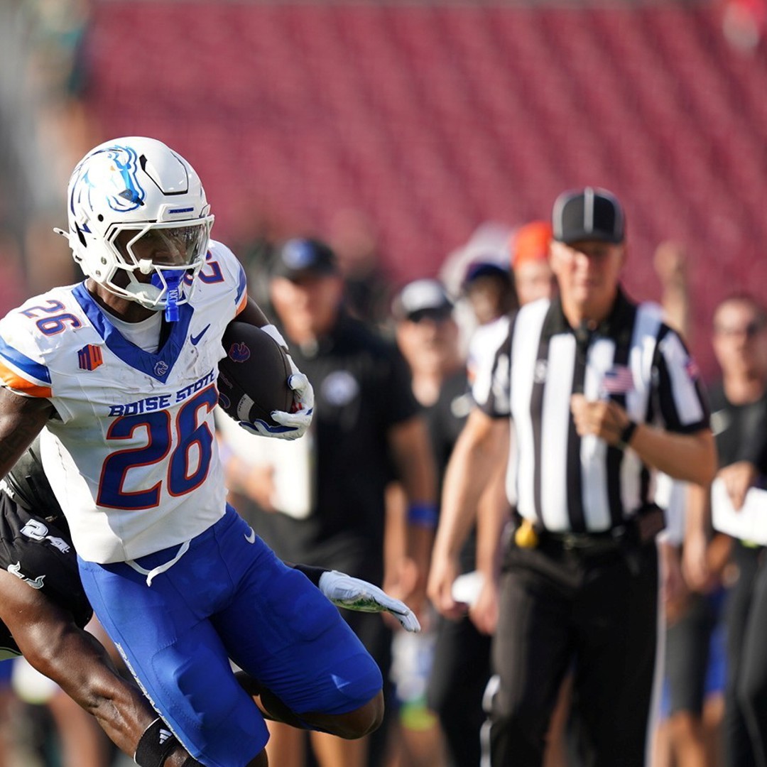Boise State football ticket sell-out extends streak to 11 games | ktvb.com