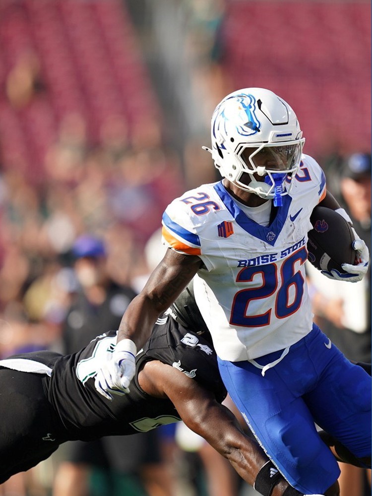 Boise State football ticket sell-out extends streak to 11 games | ktvb.com