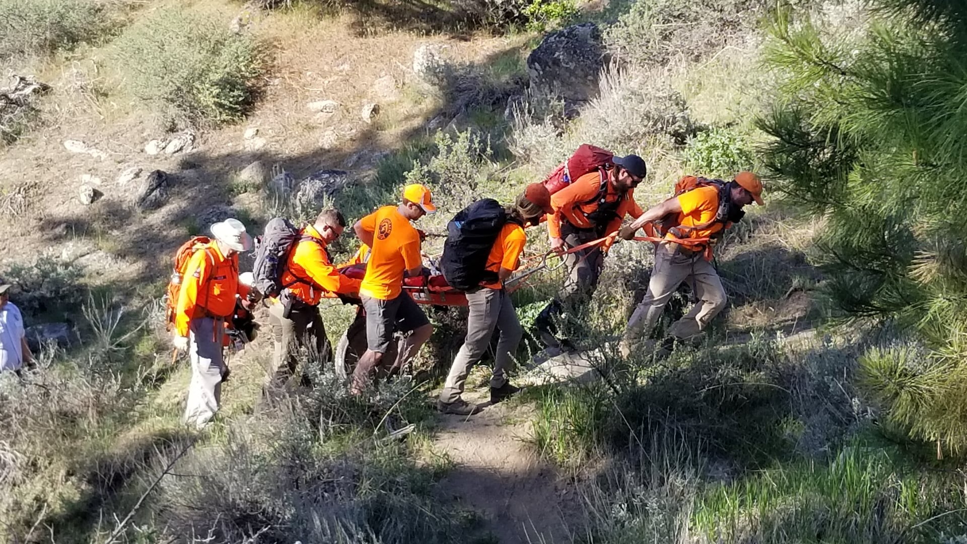 'Giving someone a chance': Volunteers power search, rescue team to 60 ...