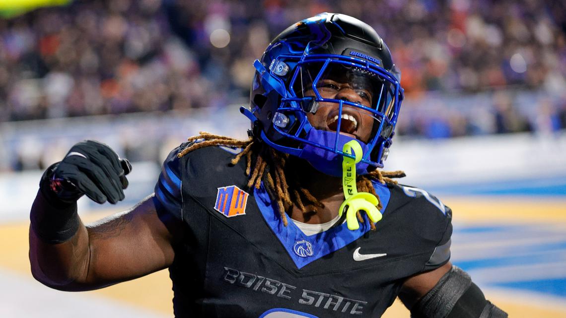 Boise State RB Ashton Jeanty named Maxwell Award semifinalist | ktvb.com