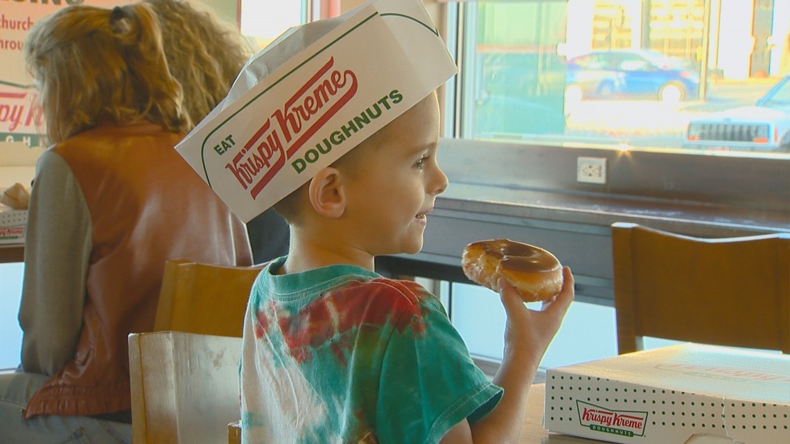 Krispy Kreme gives away free donuts, raises $28K for families of ... Krispy Kreme gives away free donuts, raises $28K for families of ...