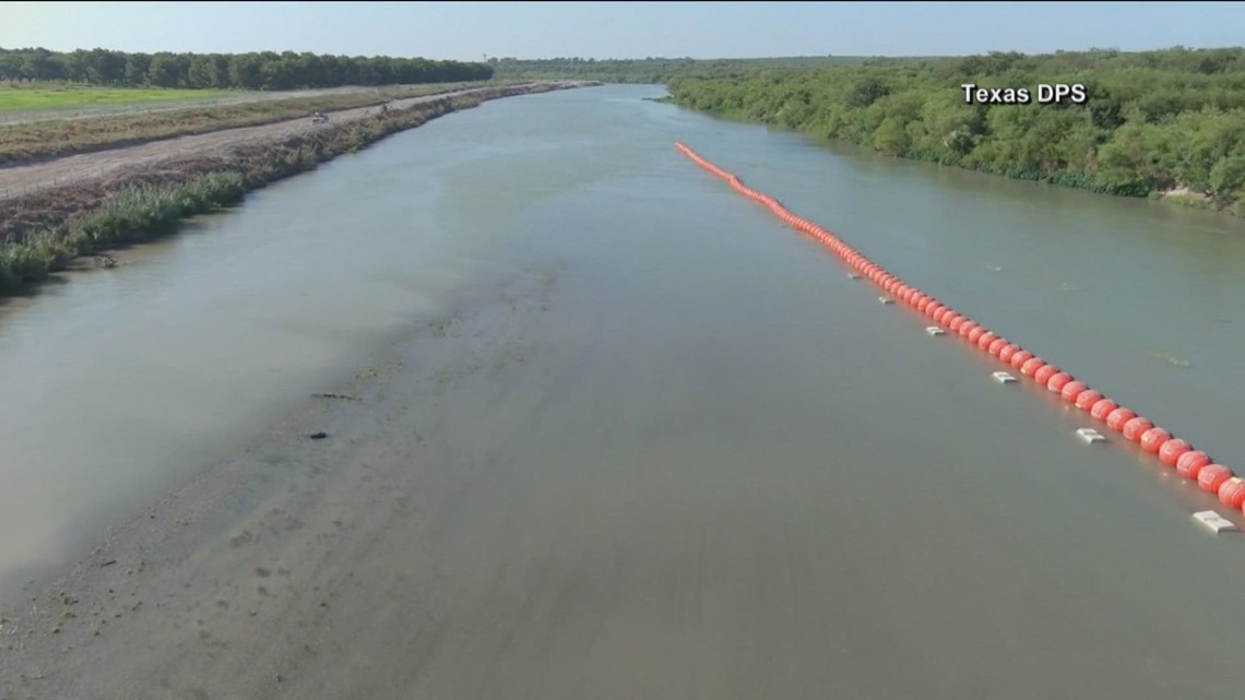 Feds threaten Texas governor with lawsuit over border buoy barrier ...