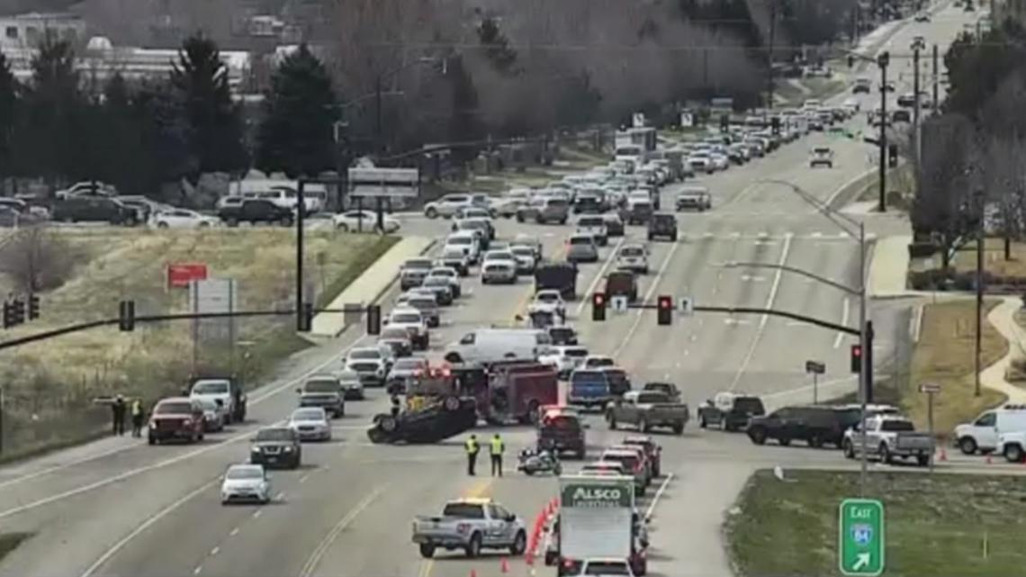 Eagle Road traffic resumes following rollover crash near I-84 | ktvb.com