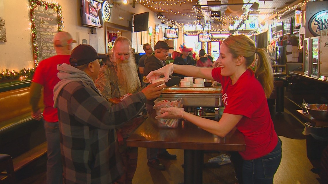 Old Chicago in downtown Boise feeds the homeless on Christmas day ...