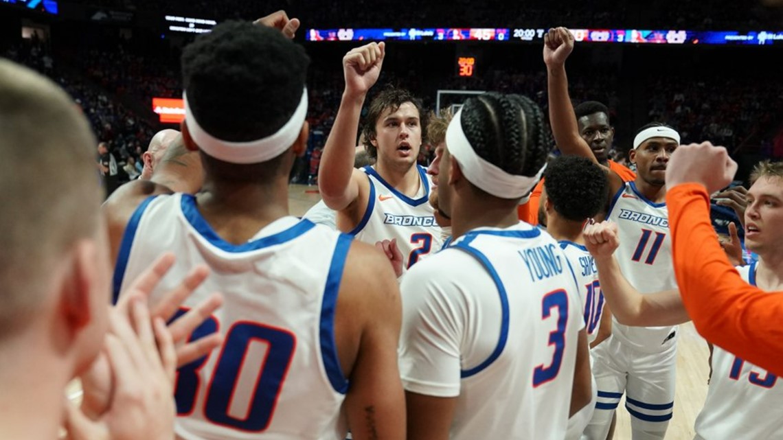 Boise State beats Utah State 82-59 behind Degenhart's big night | ktvb.com