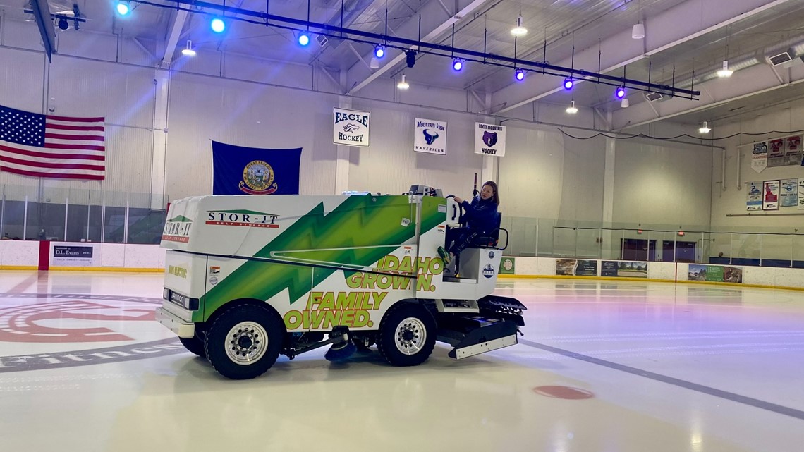 Idaho IceWorld's new fully-electric Zamboni makes debut in Boise | ktvb.com