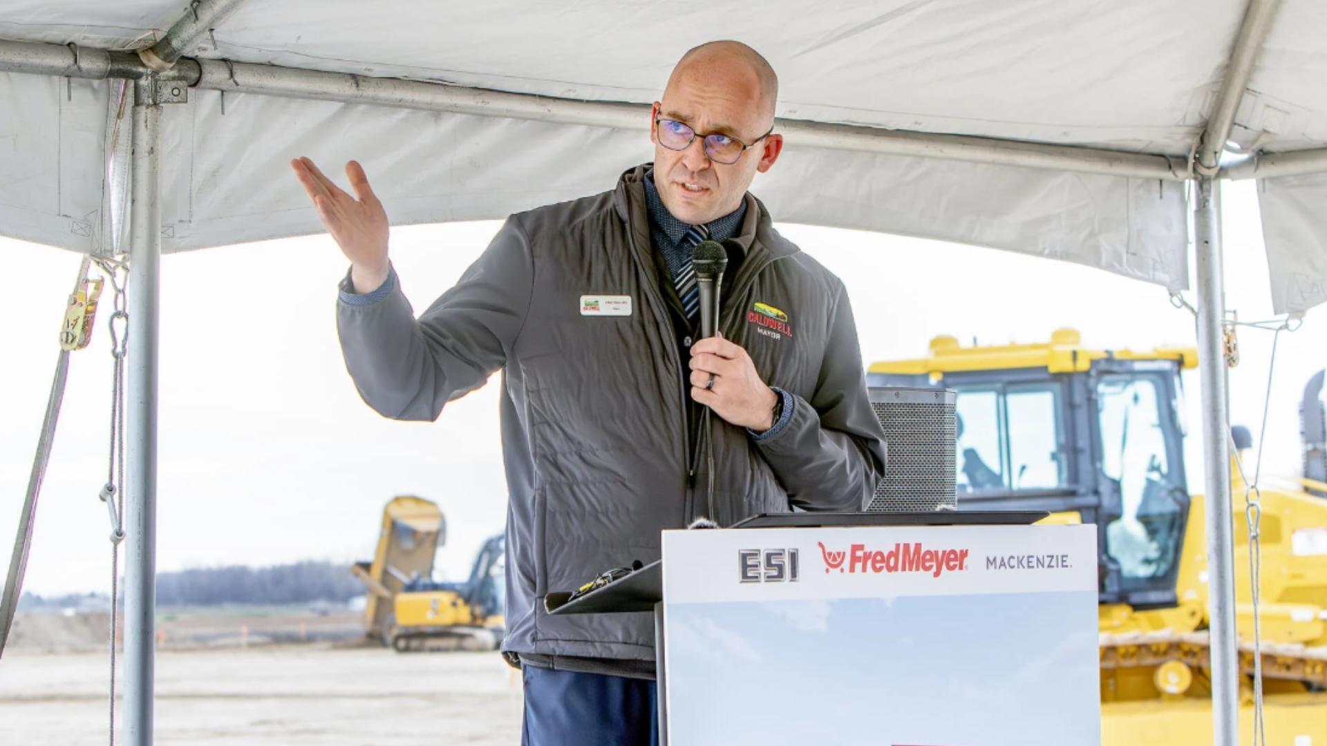 Fred Meyer breaks ground for first-ever location in Caldwell, leads way ...
