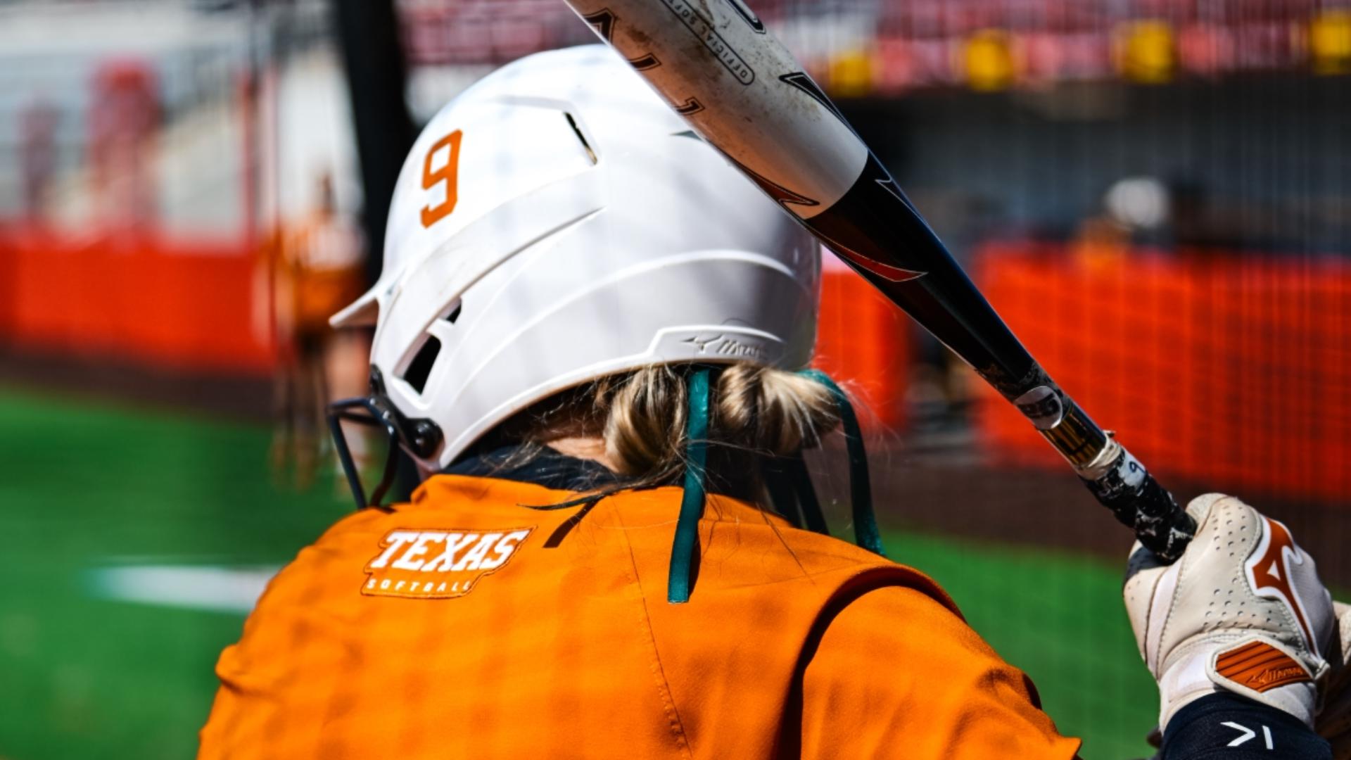 Texas Longhorns honor Kiley Jones with green ribbons | ktvb.com