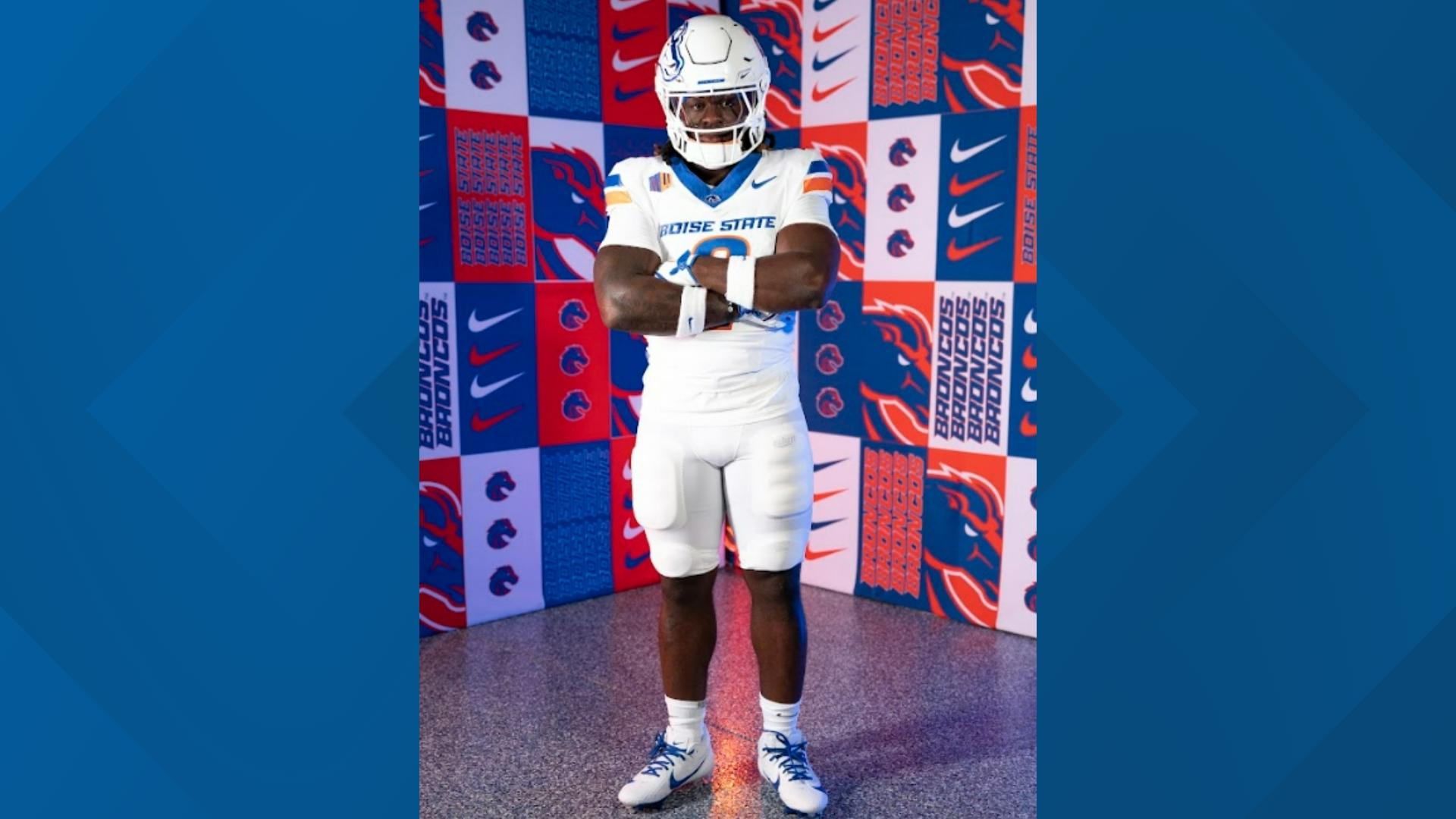 Boise State reveals new uniforms using EA Sports College Football ...