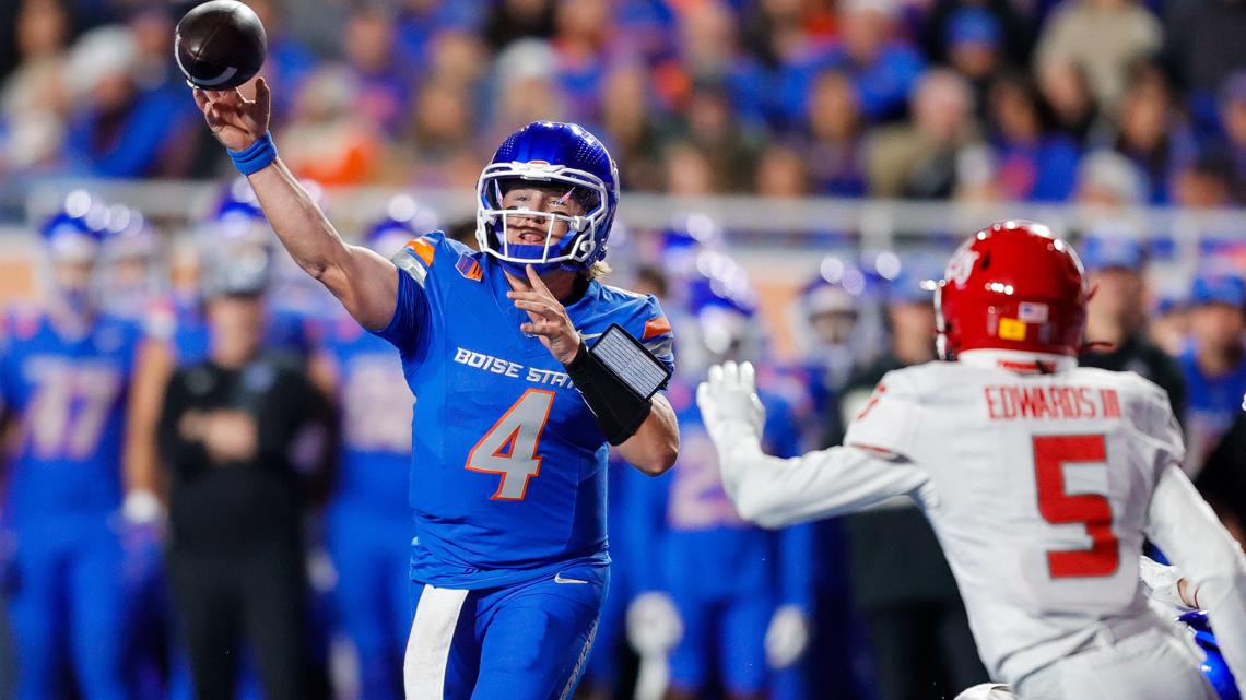 Boise State tops New Mexico with strong fourth quarter | ktvb.com