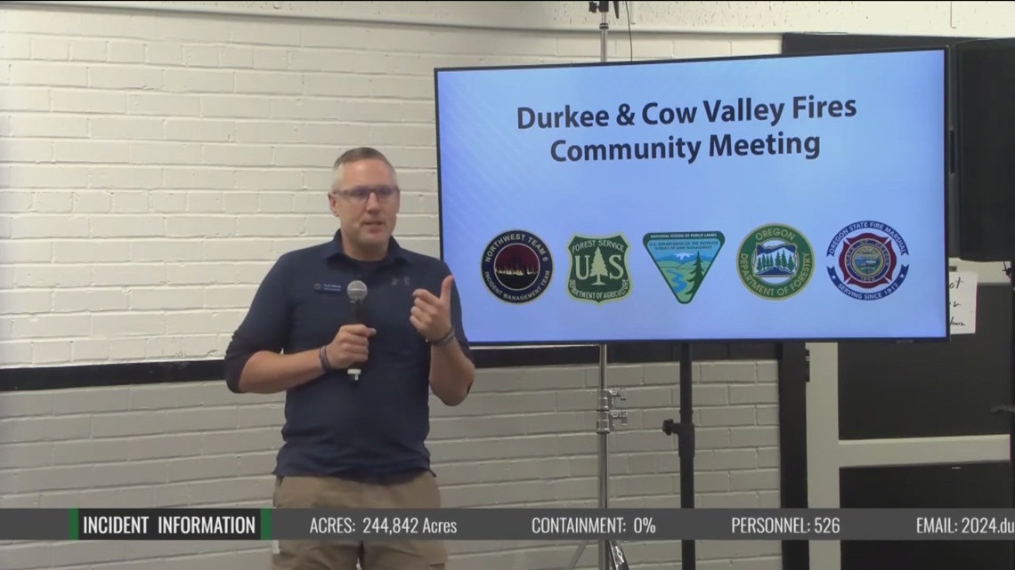 'This is unprecedented': Fire managers brief community on Durkee Fire ...