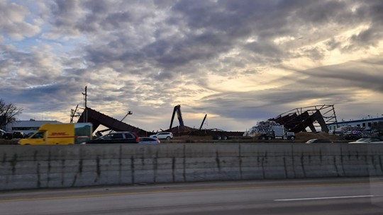 3 dead, 9 injured after hangar collapse near Boise Airport | ktvb.com