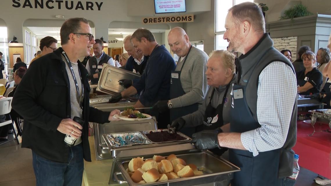 7's Hero: Volunteers make Boise Rescue Mission's Great Thanksgiving ...