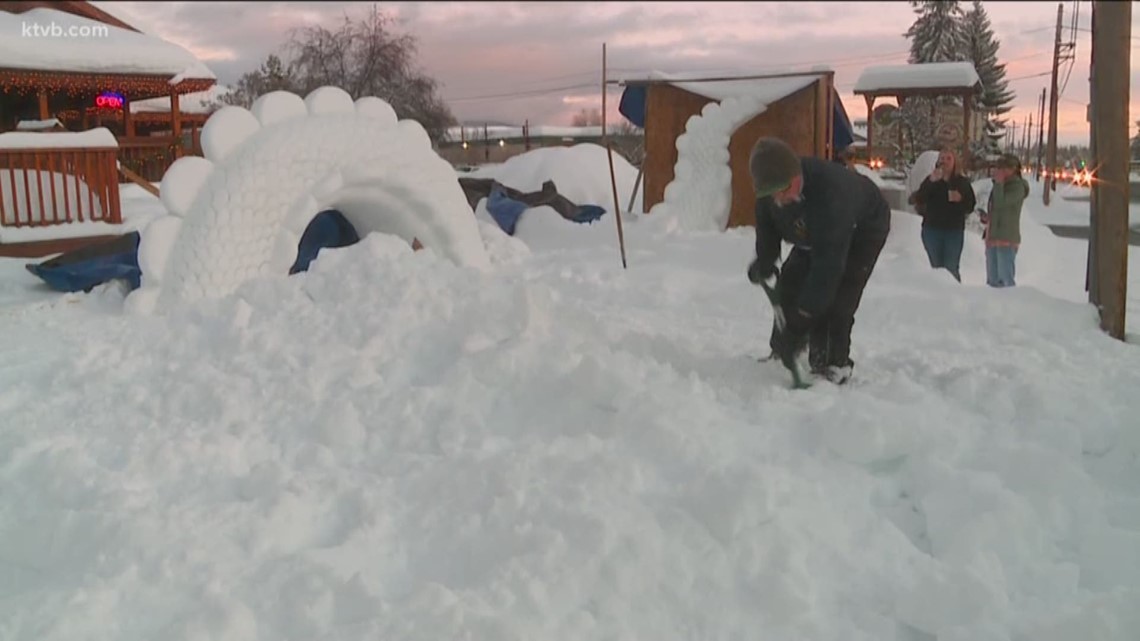 Work underway on snow sculptures for McCall Winter Carnival | ktvb.com
