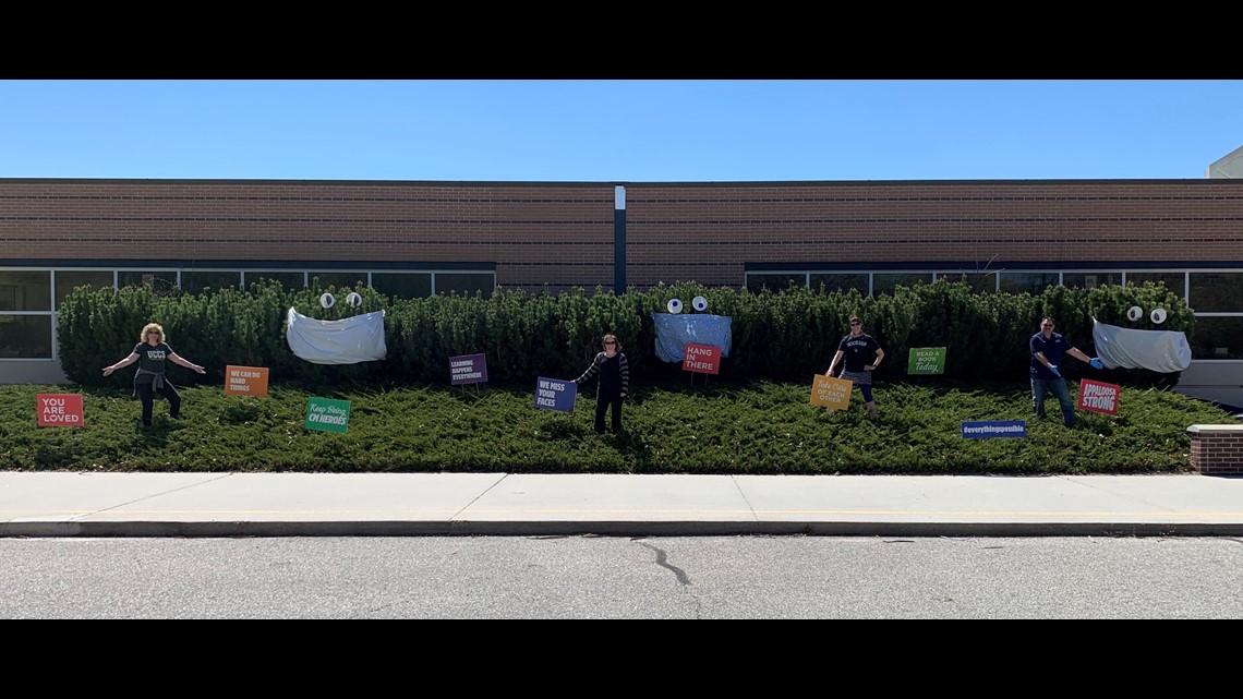Cynthia Mann Elementary School signs of encouragement | ktvb.com