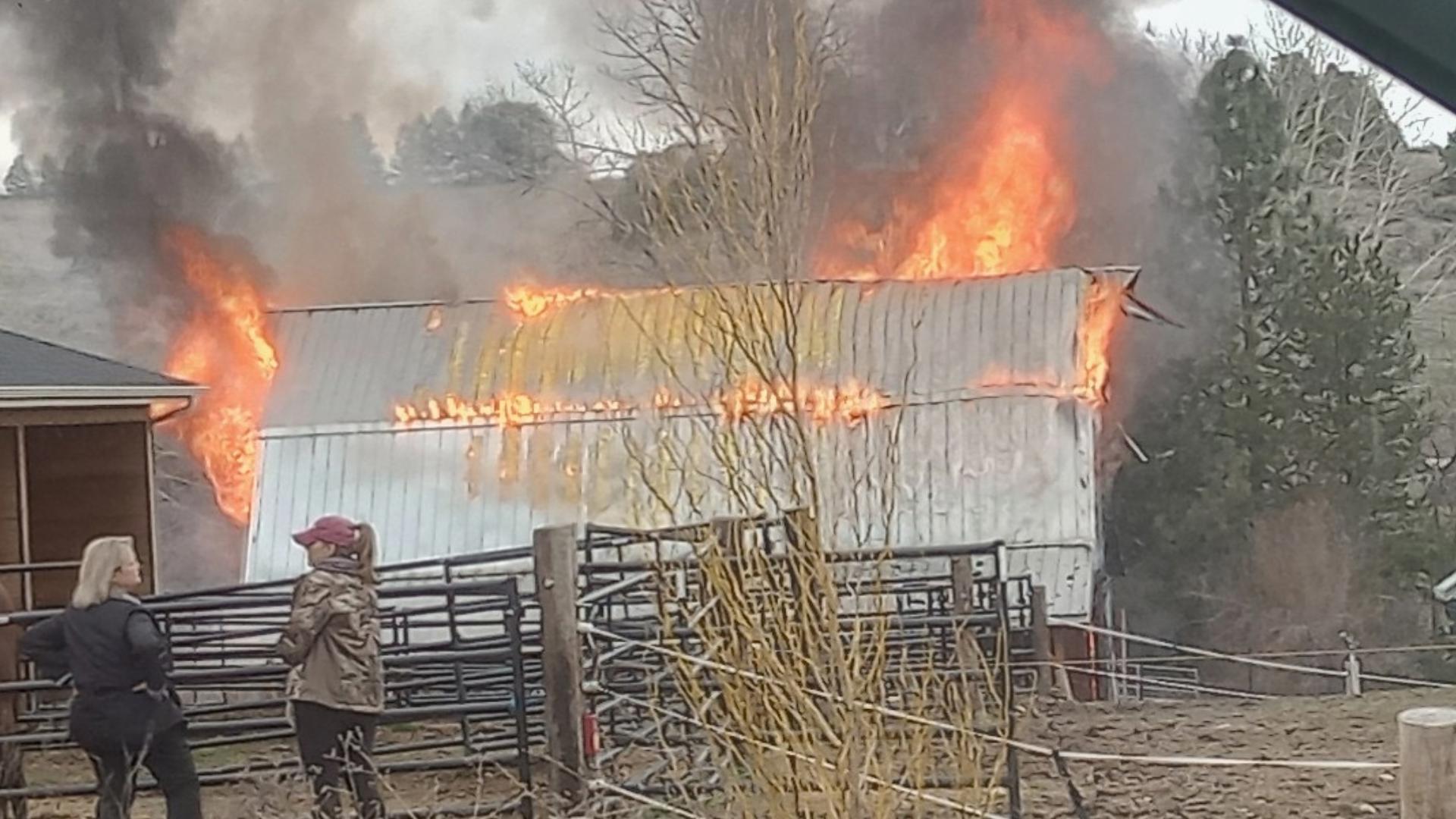 Fire destroys large barn north of Star, no injuries reported | ktvb.com