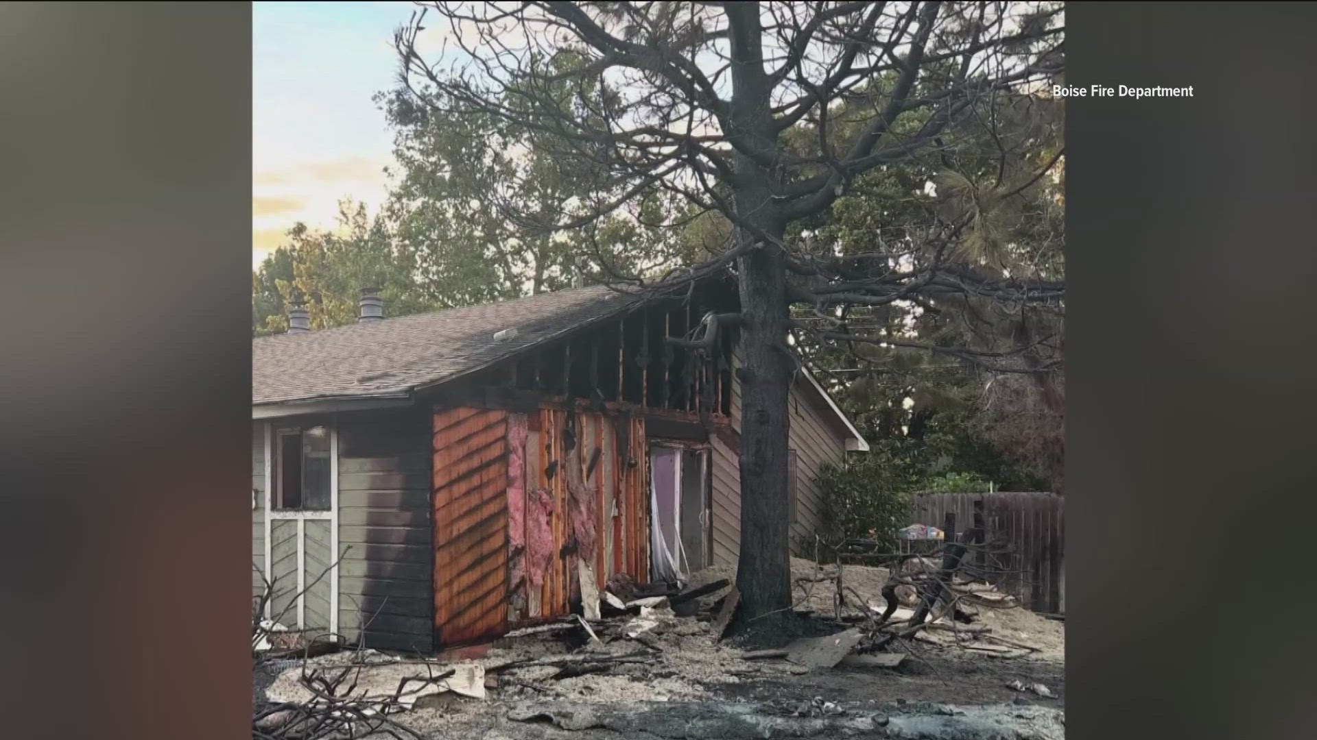A debris fire damages Boise duplex | ktvb.com