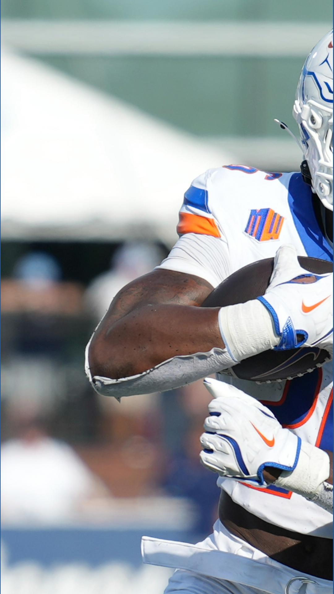 Boise State's Sire Gaines in race for Doak Walker Award | ktvb.com