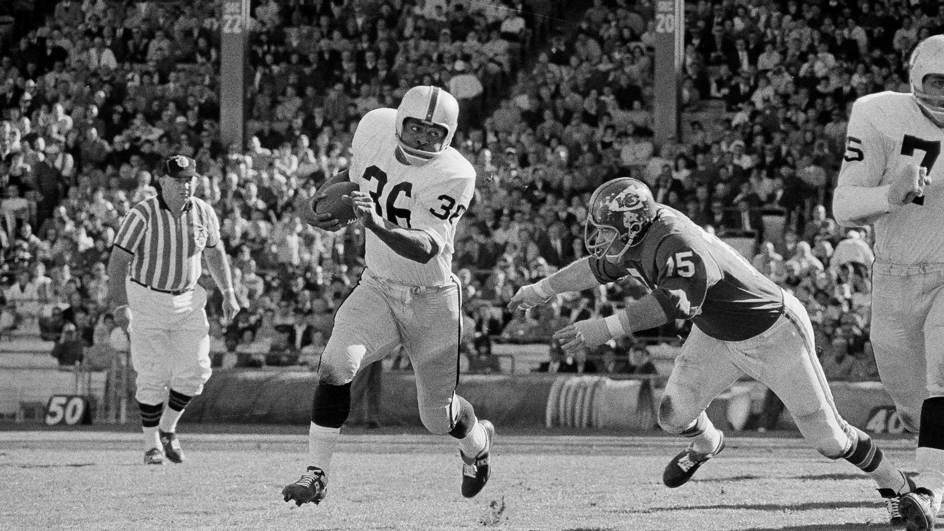 This Day In Sports: AFL, NFL bury the bidding war hatchet | ktvb.com